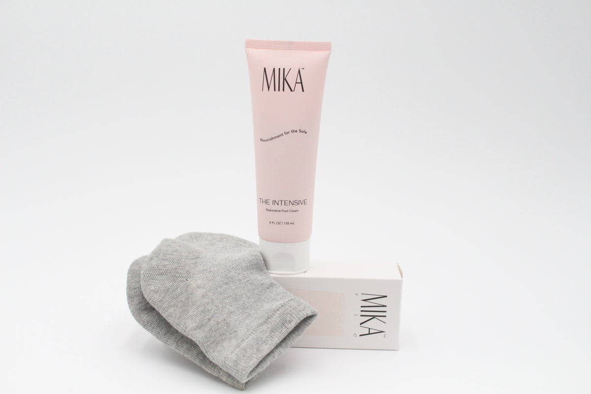 The Intensive Moisturizer with Gel-Lined Socks – Mika Vie